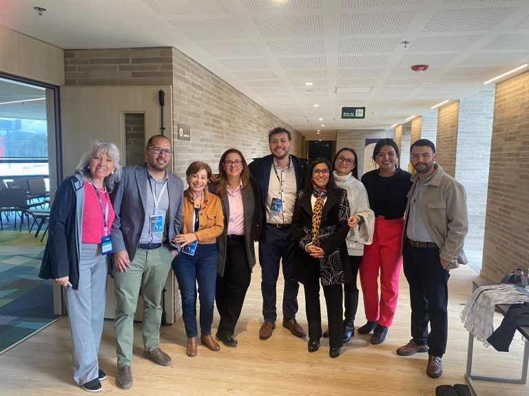 CENIA llega a Colombia con programa formativo en IA para gerentes - CENIA